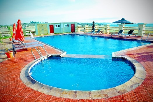Swimming Pool | Regency Hotels and Resorts | Hotel in Singida